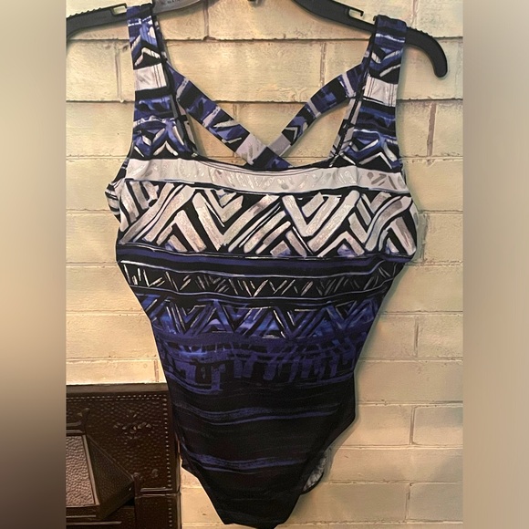 Great Lengths Swim | Swim | Great Lengths Swim One Piece Swimsuit With ...